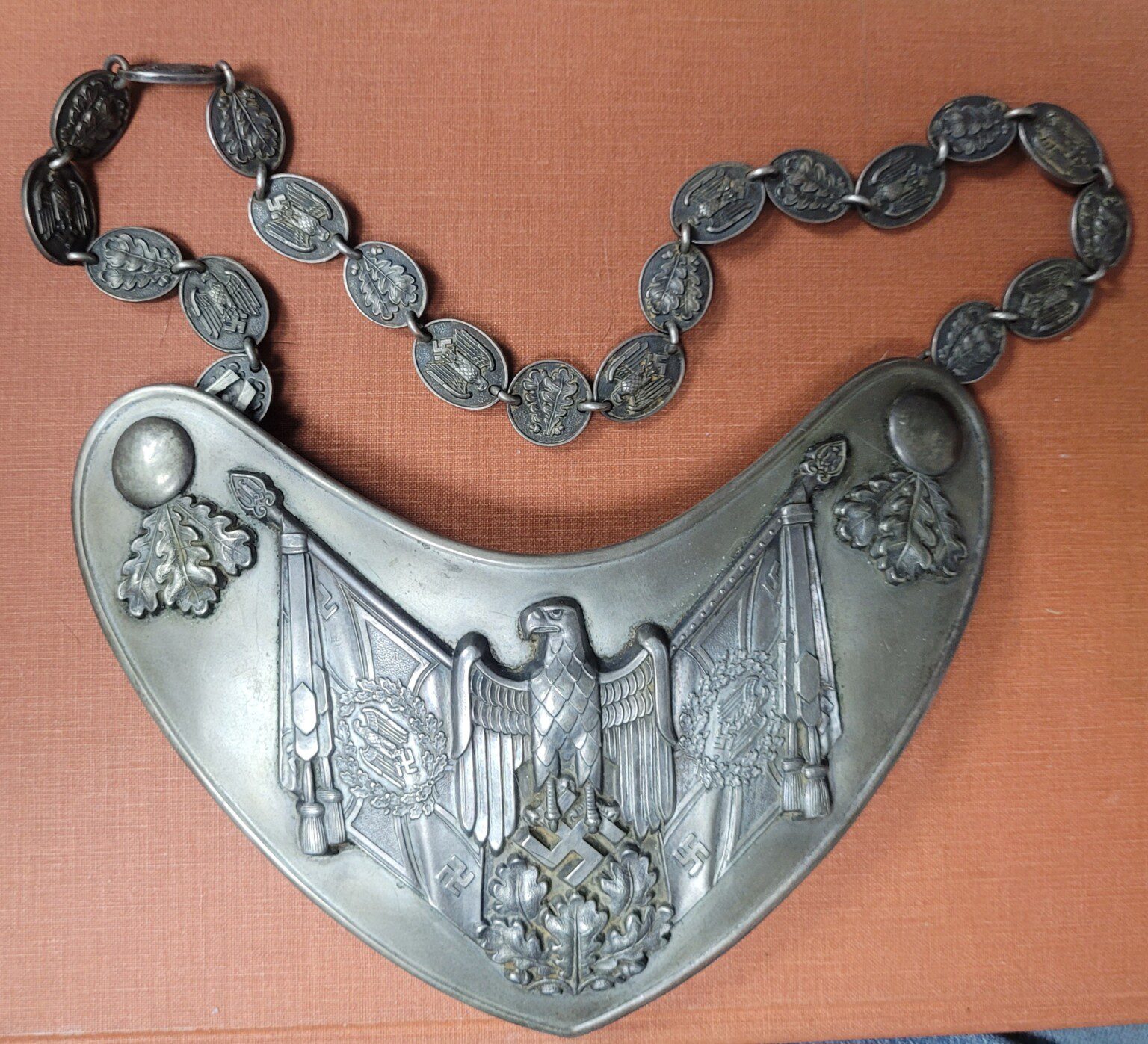 RARE silver German WWII HEER STANDARD/ COLOR BEARER’S GORGET BY AURICH ...